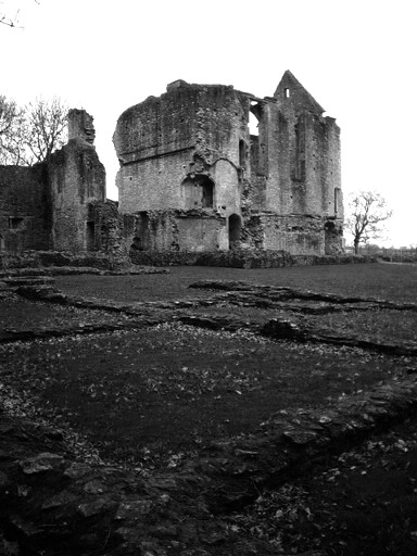 Minster Lovell Hall / Oxfordshire / by Jonathan Boakes
